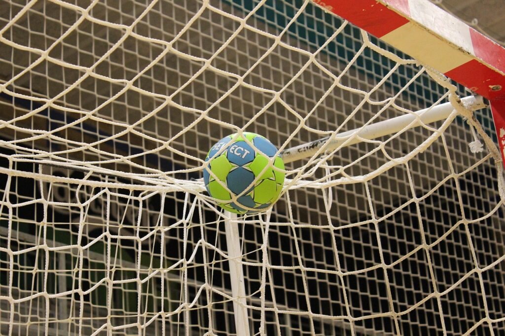 The Basic Rules of Handball Explained - MulcSports