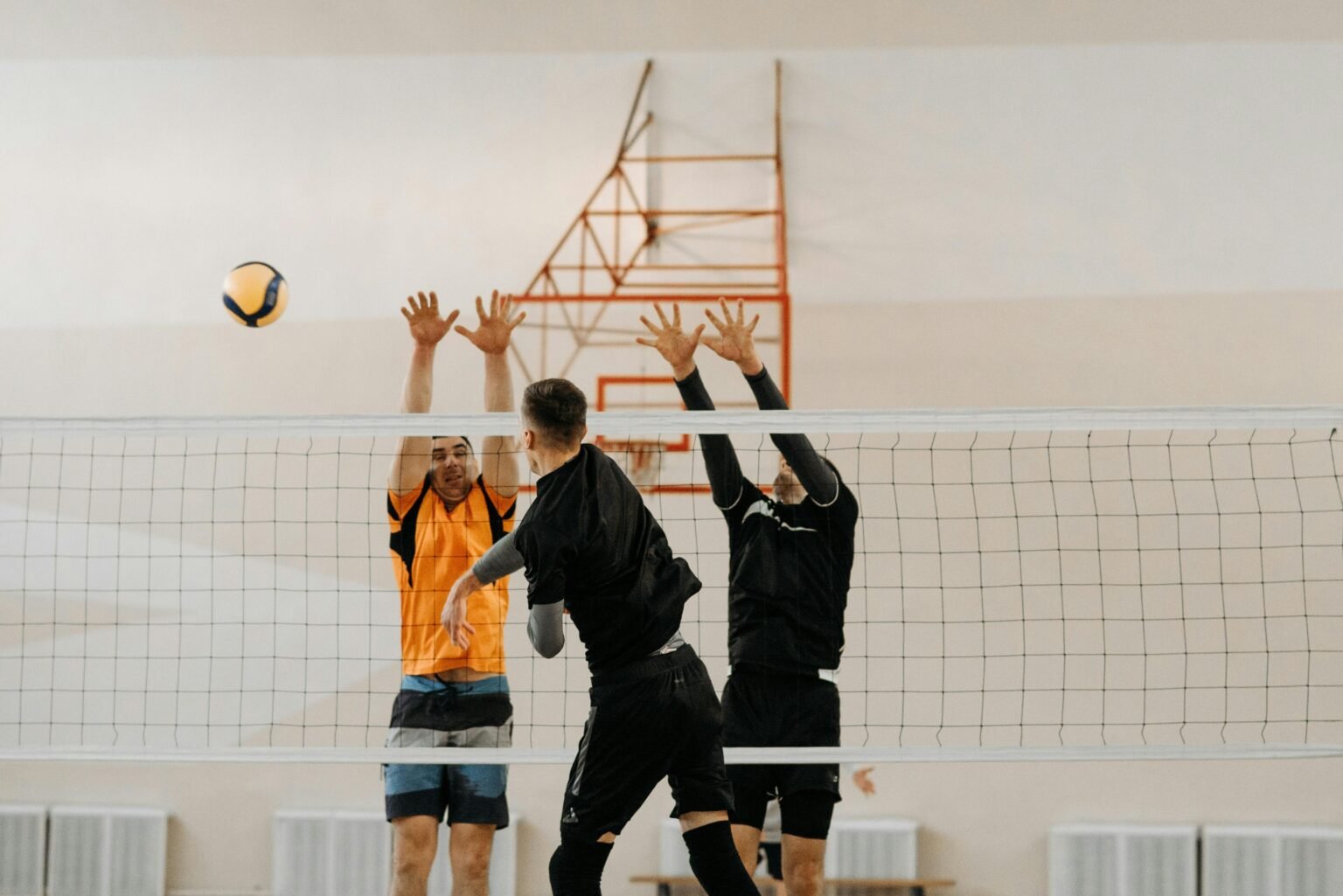 Volleyball Serve Types: A Complete Guide for Players of All Levels ...